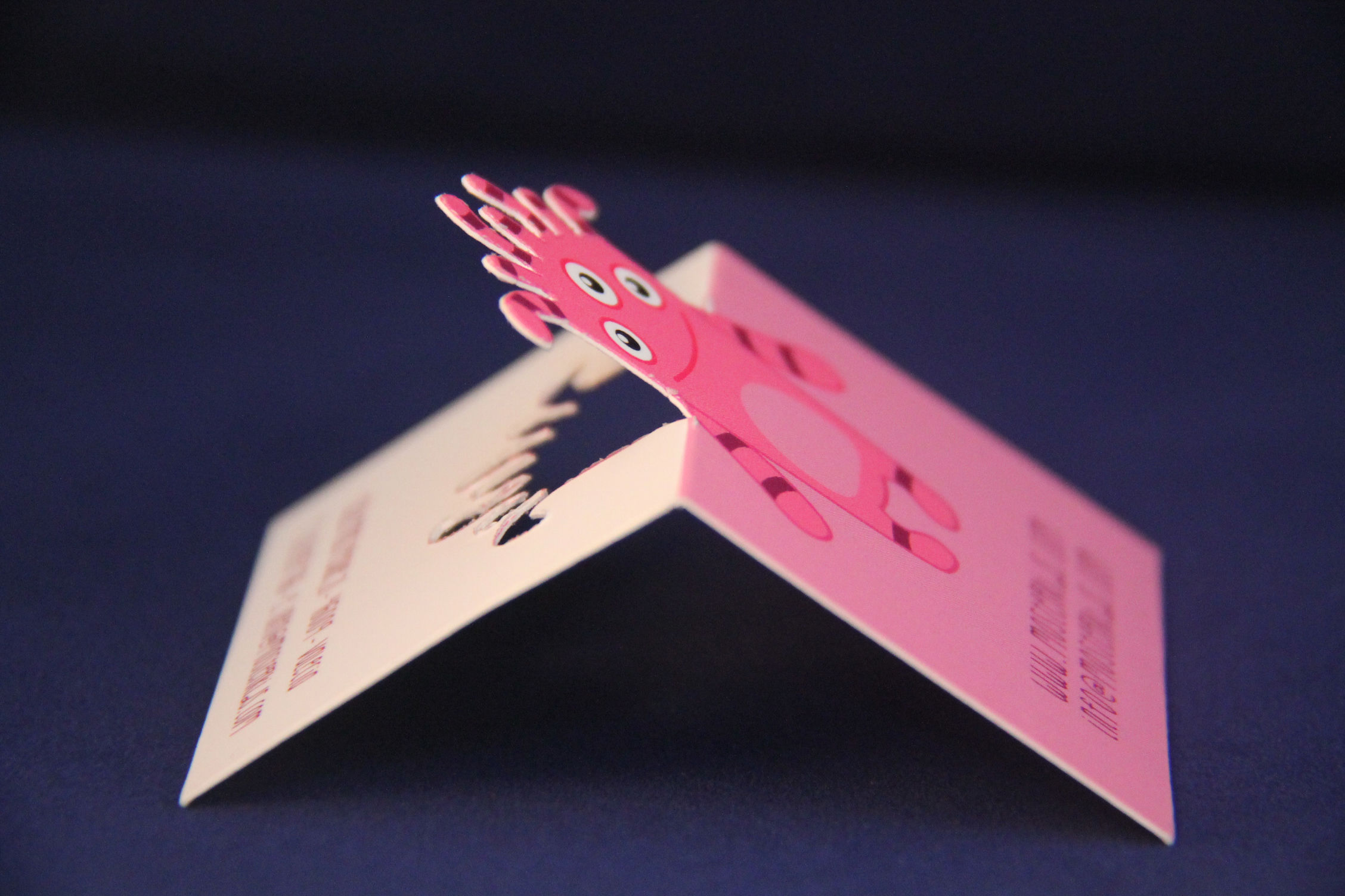 Tarjeta_Troquelada Imprenta GrafiCar